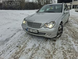Mercedes-Benz C 200 2006 Tukums, ar dzinēja tilpumu 2.20 L un nobraukumu 281 tūkst. km par 2450 €, foto  vietnē AUTOMOTO.COM.LV