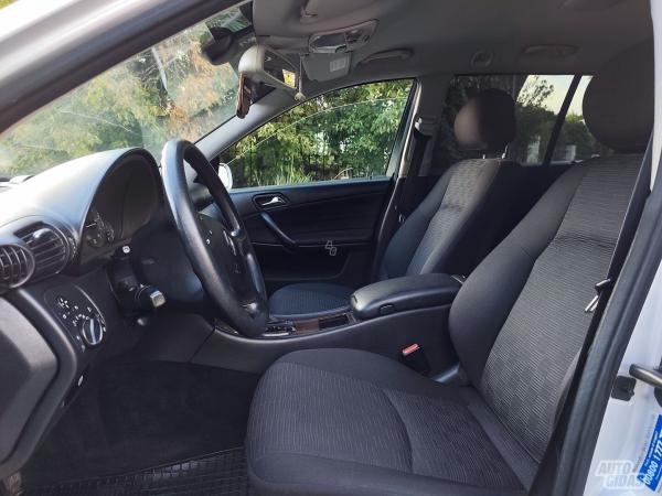 Mercedes-Benz C 200 2006 in Anyksciai, with an engine capacity of 2.00 L and mileage of 350 thousand km for 1850 €, photo 8 on AUTOMOTO.COM.LV