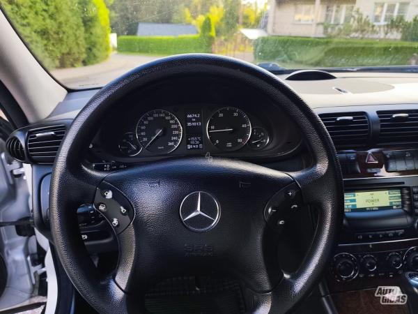 Mercedes-Benz C 200 2006 in Anyksciai, with an engine capacity of 2.00 L and mileage of 350 thousand km for 1850 €, photo 9 on AUTOMOTO.COM.LV