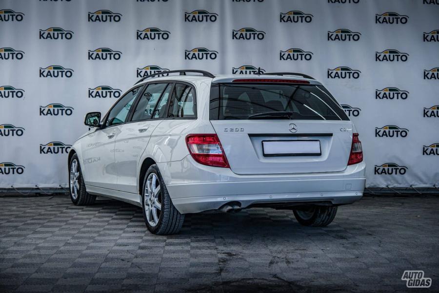 Mercedes-Benz C 200 2008 in Kaunas, with an engine capacity of 2.10 L and mileage of 307 thousand km for 4990 €, photo 5 on AUTOMOTO.COM.LV