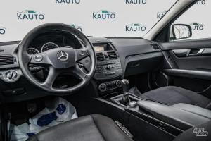 Mercedes-Benz C 200 2008 in Kaunas, with an engine capacity of 2.10 L and mileage of 307 thousand km for 4990 €, photo 8 on AUTOMOTO.COM.LV
