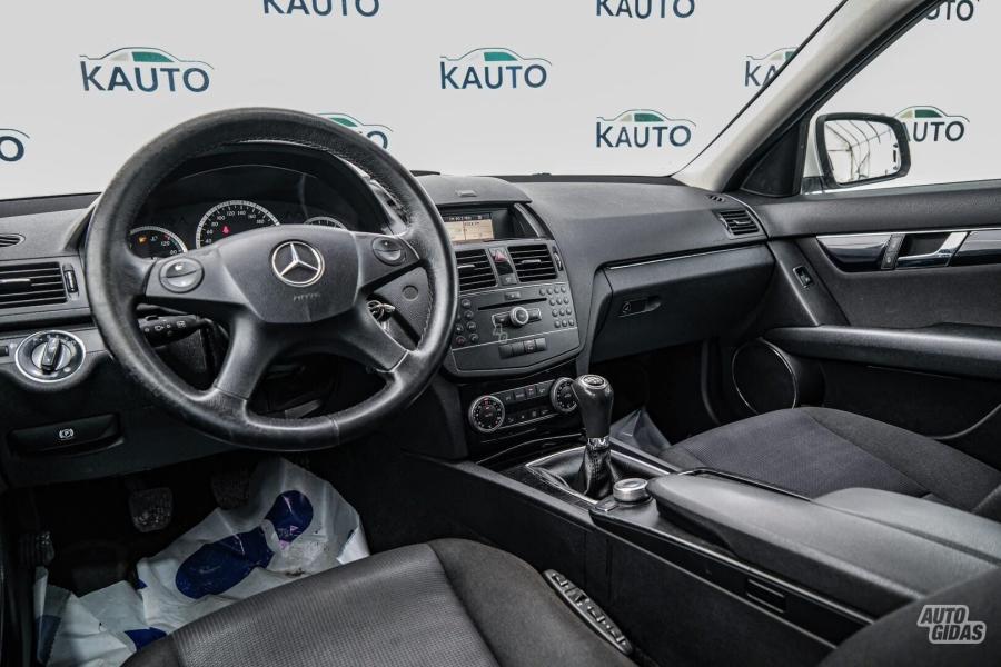 Mercedes-Benz C 200 2008 in Kaunas, with an engine capacity of 2.10 L and mileage of 307 thousand km for 4990 €, photo 8 on AUTOMOTO.COM.LV