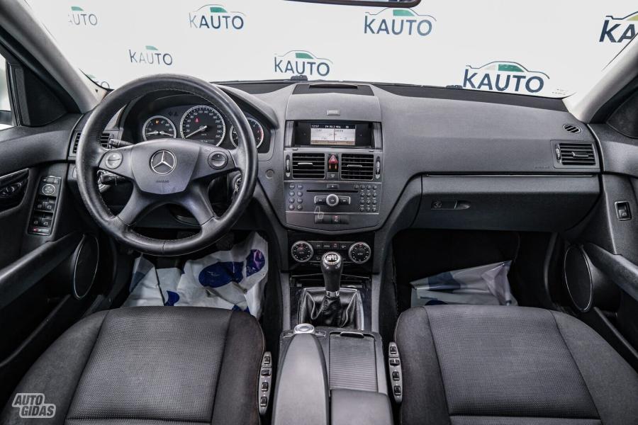 Mercedes-Benz C 200 2008 in Kaunas, with an engine capacity of 2.10 L and mileage of 307 thousand km for 4990 €, photo 9 on AUTOMOTO.COM.LV