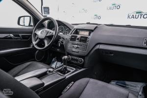 Mercedes-Benz C 200 2008 in Kaunas, with an engine capacity of 2.10 L and mileage of 307 thousand km for 4990 €, photo 12 on AUTOMOTO.COM.LV