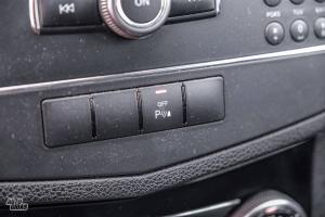 Mercedes-Benz C 200 2008 in Kaunas, with an engine capacity of 2.10 L and mileage of 307 thousand km for 4990 €, photo 21 on AUTOMOTO.COM.LV