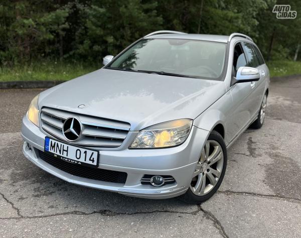 Mercedes-Benz C 200 2008 in Siauliai, with an engine capacity of 2.20 L and mileage of 338 thousand km for 2400 €, photo 3 on AUTOMOTO.COM.LV