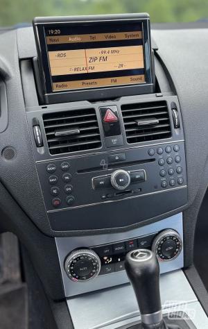 Mercedes-Benz C 200 2008 in Siauliai, with an engine capacity of 2.20 L and mileage of 338 thousand km for 2400 €, photo 14 on AUTOMOTO.COM.LV