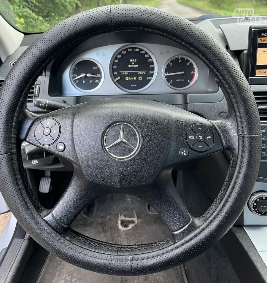 Mercedes-Benz C 200 2008 in Siauliai, with an engine capacity of 2.20 L and mileage of 338 thousand km for 2400 €, photo 15 on AUTOMOTO.COM.LV