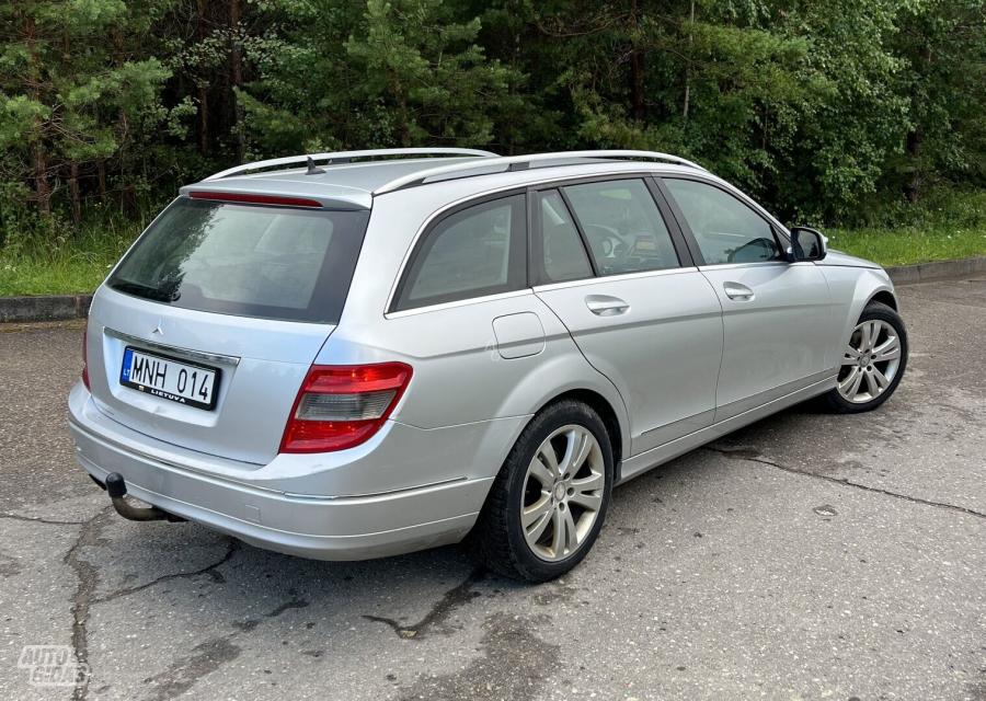 Mercedes-Benz C 200 2008 in Siauliai, with an engine capacity of 2.20 L and mileage of 338 thousand km for 2400 €, photo 7 on AUTOMOTO.COM.LV