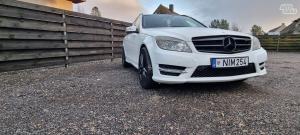 Mercedes-Benz C 200 2009 in Kretinga, with an engine capacity of 2.20 L and mileage of 295 thousand km for 4900 €, photo 4 on AUTOMOTO.COM.LV