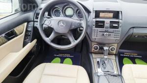 Mercedes-Benz C 200 2009 in Riga, with an engine capacity of 2.20 L and mileage of 363 thousand km for 3800 €, photo 10 on AUTOMOTO.COM.LV