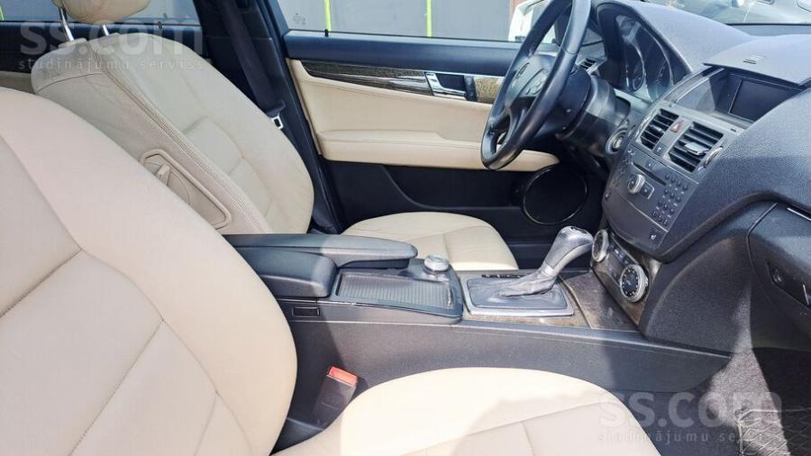 Mercedes-Benz C 200 2009 in Riga, with an engine capacity of 2.20 L and mileage of 363 thousand km for 3800 €, photo 15 on AUTOMOTO.COM.LV
