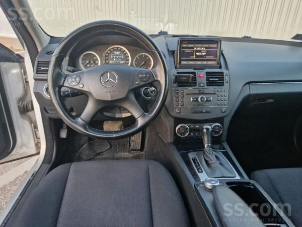 Mercedes-Benz C 200 2010 in Riga, with an engine capacity of 2.10 L and mileage of 285 thousand km for 4700 €, photo 7 on AUTOMOTO.COM.LV