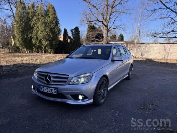 Mercedes-Benz C 200 2010 Valmiera, ar dzinēja tilpumu 2.00 L un nobraukumu 304 tūkst. km par 5000 €, foto 2 vietnē AUTOMOTO.COM.LV