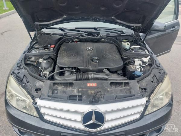 Mercedes-Benz C 200 2010 in Utena, with an engine capacity of 2.10 L and mileage of 346 thousand km for 3600 €, photo 6 on AUTOMOTO.COM.LV