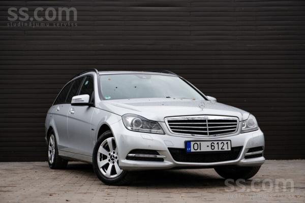 Mercedes-Benz C 200 2011 in Riga, with an engine capacity of 2.20 L and mileage of 299 thousand km for 5890 €, photo 2 on AUTOMOTO.COM.LV