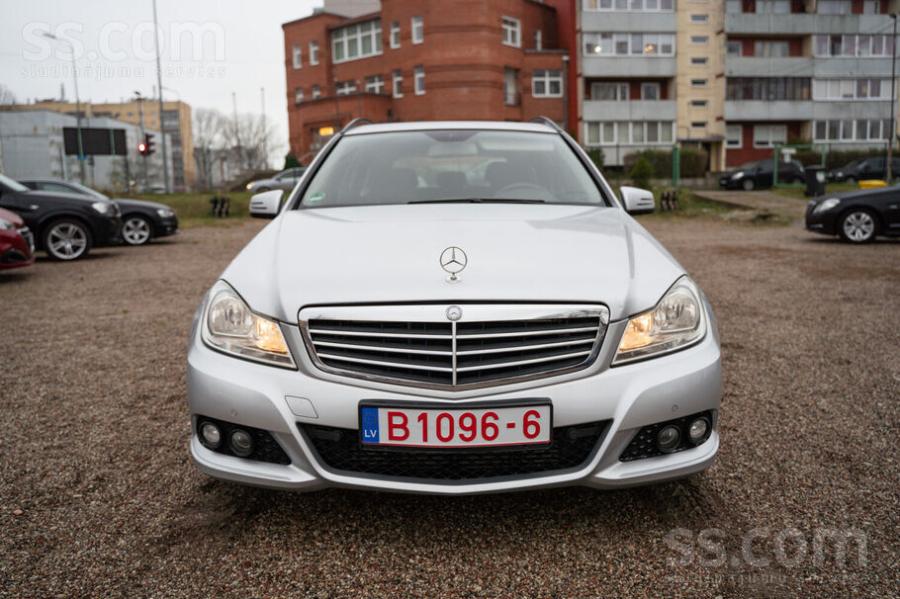 Mercedes-Benz C 200 2011 Liepāja, ar dzinēja tilpumu 2.10 L un nobraukumu 260 tūkst. km par 5900 €, foto 3 vietnē AUTOMOTO.COM.LV