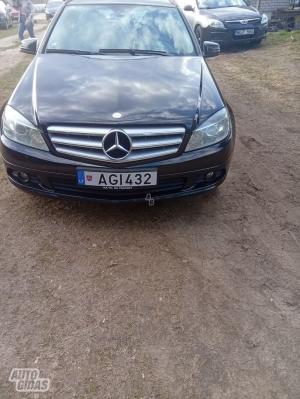 Mercedes-Benz C 200 2011 Šilutė, ar dzinēja tilpumu 2.10 L un nobraukumu 279 tūkst. km par 4100 €, foto 3 vietnē AUTOMOTO.COM.LV