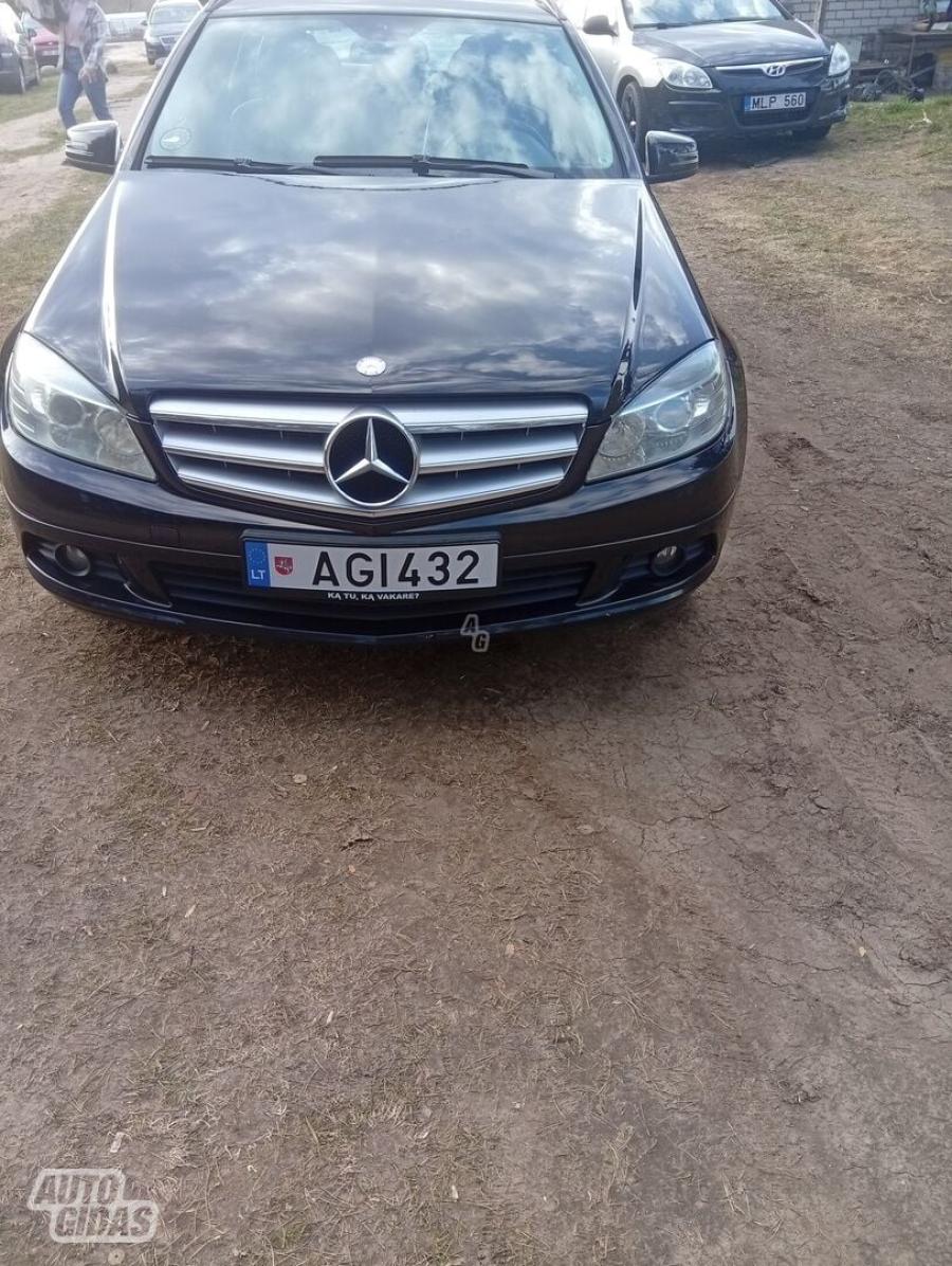 Mercedes-Benz C 200 2011 Šilutė, ar dzinēja tilpumu 2.10 L un nobraukumu 279 tūkst. km par 4100 €, foto 3 vietnē AUTOMOTO.COM.LV