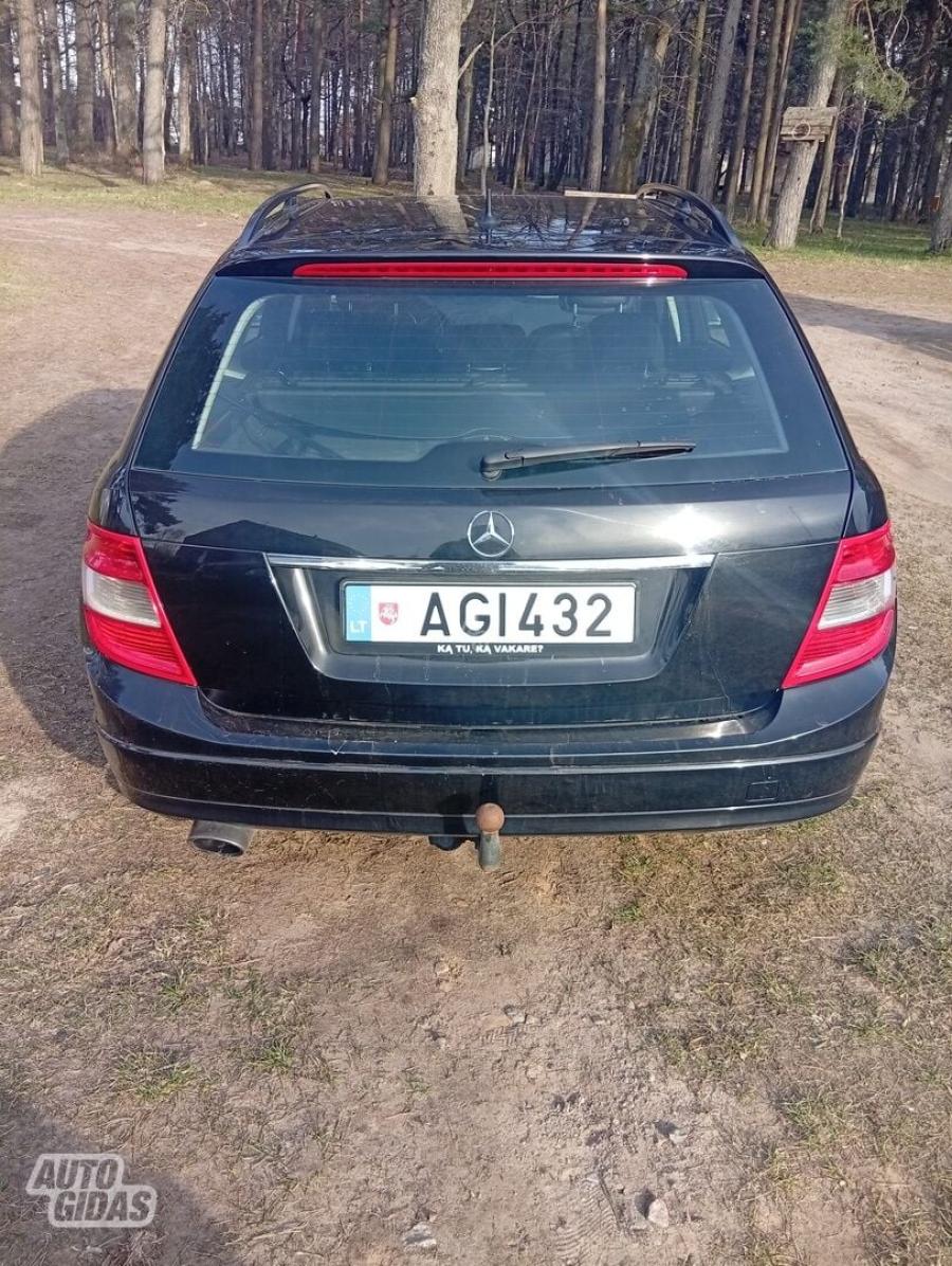 Mercedes-Benz C 200 2011 Šilutė, ar dzinēja tilpumu 2.10 L un nobraukumu 279 tūkst. km par 4100 €, foto 5 vietnē AUTOMOTO.COM.LV
