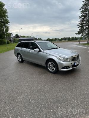 Mercedes-Benz C 200 2011 Rēzekne, ar dzinēja tilpumu 2.20 L un nobraukumu 283 tūkst. km par 6200 €, foto 5 vietnē AUTOMOTO.COM.LV
