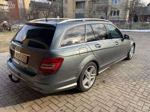 Mercedes-Benz C 200 2012 Panevēža, ar dzinēja tilpumu 2.00 L un nobraukumu 400 tūkst. km par 4750 €, foto 5 vietnē AUTOMOTO.COM.LV