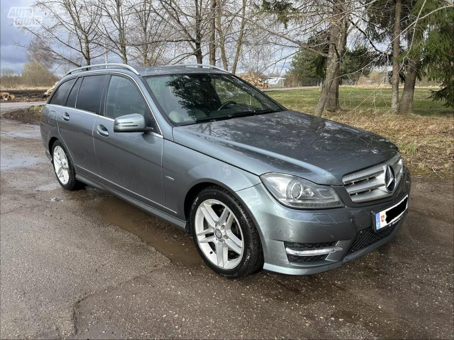 Mercedes-Benz C 200 2012 in Panevezys, with an engine capacity of 2.10 L and mileage of 400 thousand km for 4350 €, photo 4 on AUTOMOTO.COM.LV