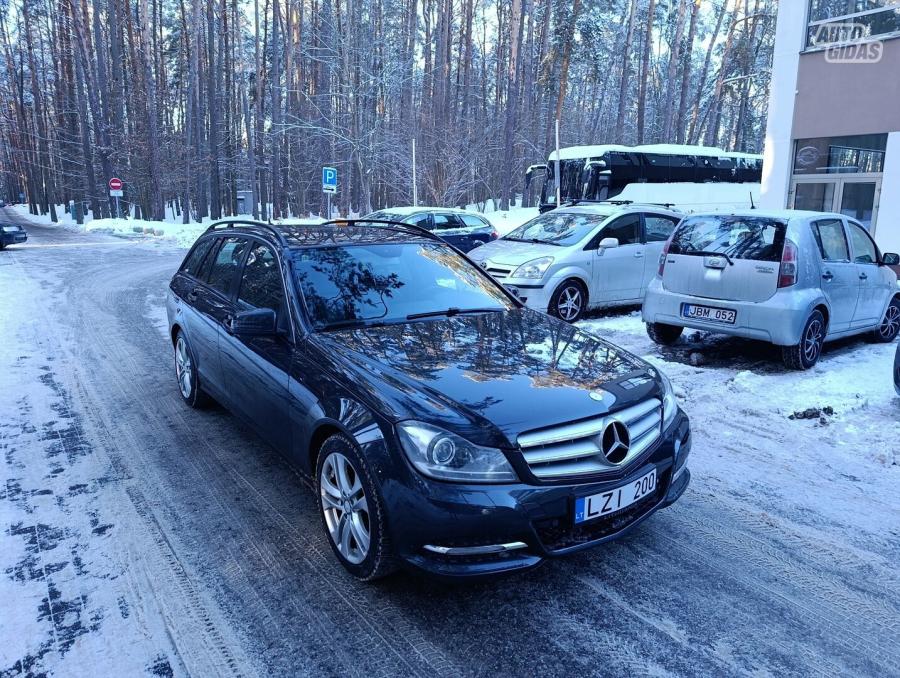 Mercedes-Benz C 200 2014 Birštonas, ar dzinēja tilpumu 2.00 L un nobraukumu 367 tūkst. km par 4200 €, foto 2 vietnē AUTOMOTO.COM.LV