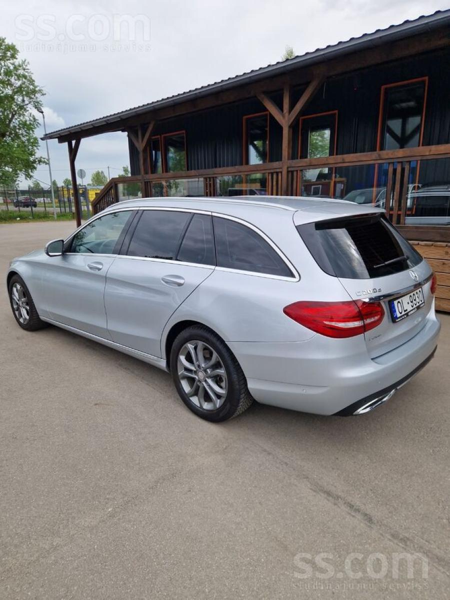 Mercedes-Benz C 200 2017 in Riga, with an engine capacity of 1.60 L and mileage of 256 thousand km for 10500 €, photo 7 on AUTOMOTO.COM.LV