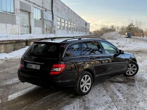 Violets Mercedes-Benz C 200 2012 Alīta, ar dzinēja tilpumu 2.14 L un nobraukumu 390 tūkst. km par 5500 €, foto 4 vietnē AUTOMOTO.COM.LV