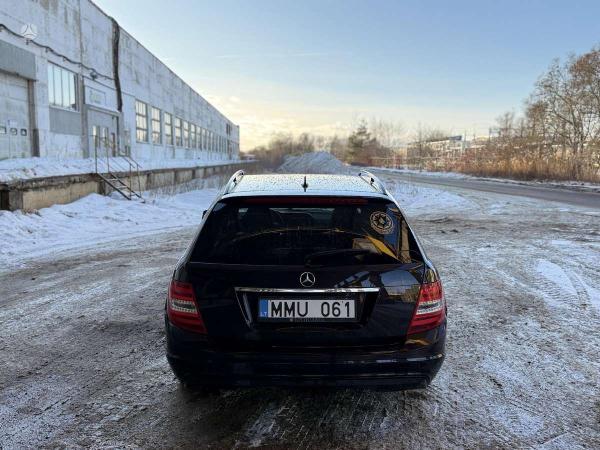 Violets Mercedes-Benz C 200 2012 Alīta, ar dzinēja tilpumu 2.14 L un nobraukumu 390 tūkst. km par 5500 €, foto 10 vietnē AUTOMOTO.COM.LV