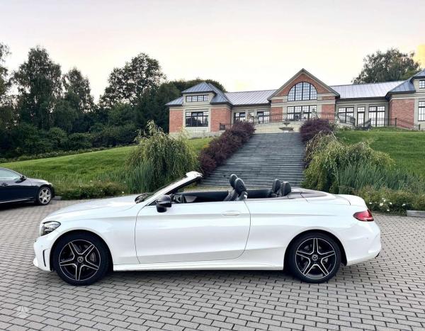 White Mercedes-Benz C 200 2019 in Vilnius, with an engine capacity of 1.50 L and mileage of 42 thousand km for 33900 €, photo 3 on AUTOMOTO.COM.LV