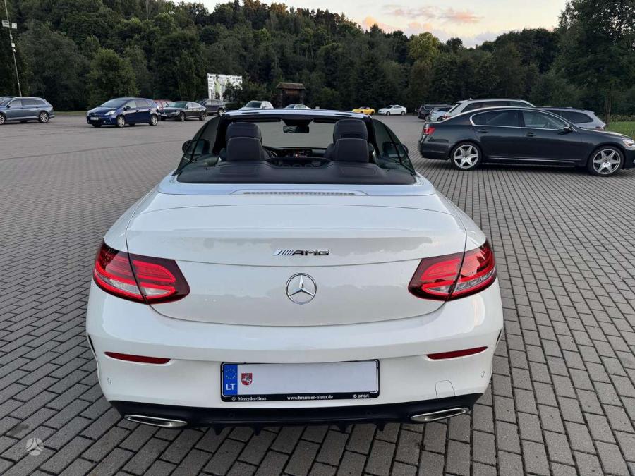 White Mercedes-Benz C 200 2019 in Vilnius, with an engine capacity of 1.50 L and mileage of 42 thousand km for 33900 €, photo 6 on AUTOMOTO.COM.LV