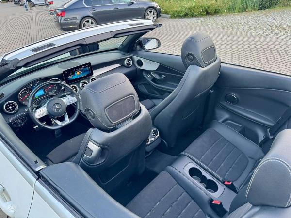 White Mercedes-Benz C 200 2019 in Vilnius, with an engine capacity of 1.50 L and mileage of 42 thousand km for 33900 €, photo 9 on AUTOMOTO.COM.LV