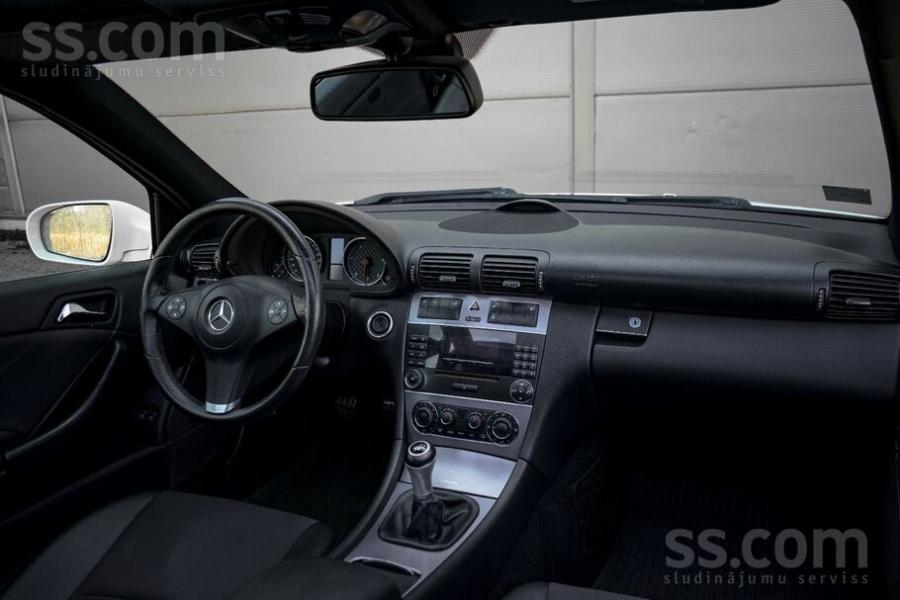 Balts Mercedes-Benz C 200 2009 Rīga, ar dzinēja tilpumu 2.10 L un nobraukumu 0 tūkst. km par 2300 €, foto 13 vietnē AUTOMOTO.COM.LV
