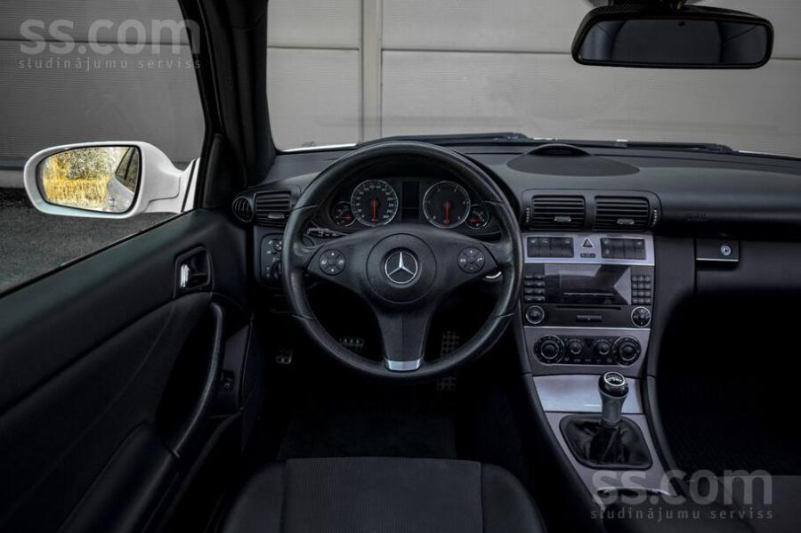 Balts Mercedes-Benz C 200 2009 Rīga, ar dzinēja tilpumu 2.10 L un nobraukumu 0 tūkst. km par 2300 €, foto 16 vietnē AUTOMOTO.COM.LV