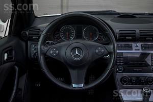 Balts Mercedes-Benz C 200 2009 Rīga, ar dzinēja tilpumu 2.10 L un nobraukumu 0 tūkst. km par 2300 €, foto 20 vietnē AUTOMOTO.COM.LV