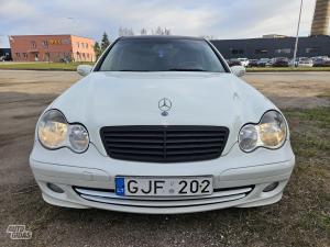White Mercedes-Benz C 200 2007 in Telschi, with an engine capacity of 2.20 L and mileage of 387 thousand km for 2300 €, photo  on AUTOMOTO.COM.LV