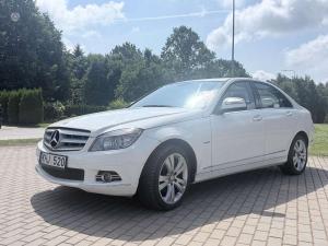 White Mercedes-Benz C 200 2007 in Vilnius, with an engine capacity of 1.80 L and mileage of 265 thousand km for 4100 €, photo  on AUTOMOTO.COM.LV