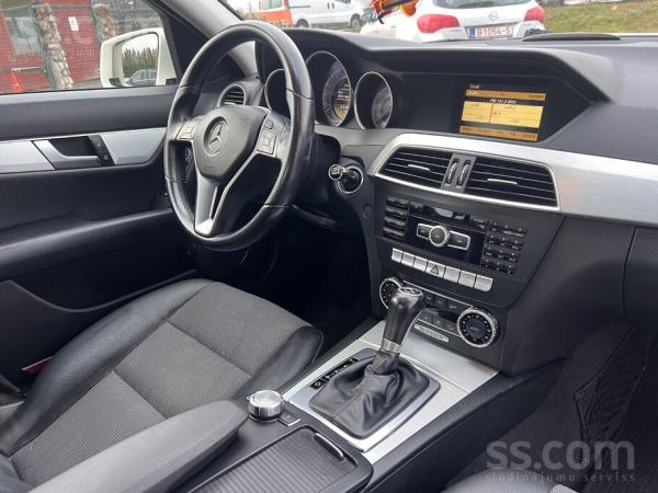 White Mercedes-Benz C 200 2012 in Cesis, with an engine capacity of 2.20 L and mileage of 332 thousand km for 6200 €, photo 11 on AUTOMOTO.COM.LV