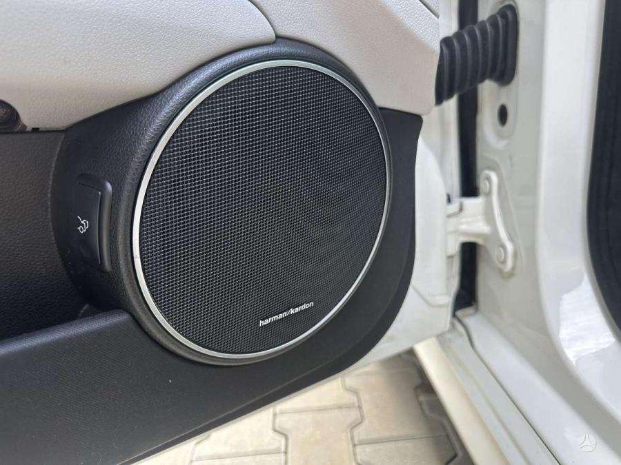 Balts Mercedes-Benz C 200 2013 Šauļi, ar dzinēja tilpumu 2.14 L un nobraukumu 245 tūkst. km par 7100 €, foto 18 vietnē AUTOMOTO.COM.LV