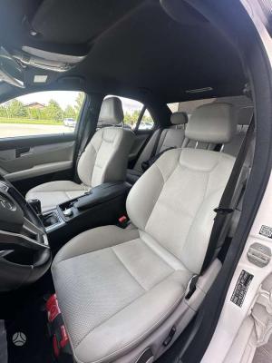 Balts Mercedes-Benz C 200 2013 Šauļi, ar dzinēja tilpumu 2.14 L un nobraukumu 245 tūkst. km par 7100 €, foto 19 vietnē AUTOMOTO.COM.LV