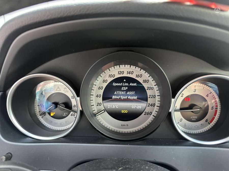 Balts Mercedes-Benz C 200 2013 Šauļi, ar dzinēja tilpumu 2.14 L un nobraukumu 245 tūkst. km par 7100 €, foto 20 vietnē AUTOMOTO.COM.LV
