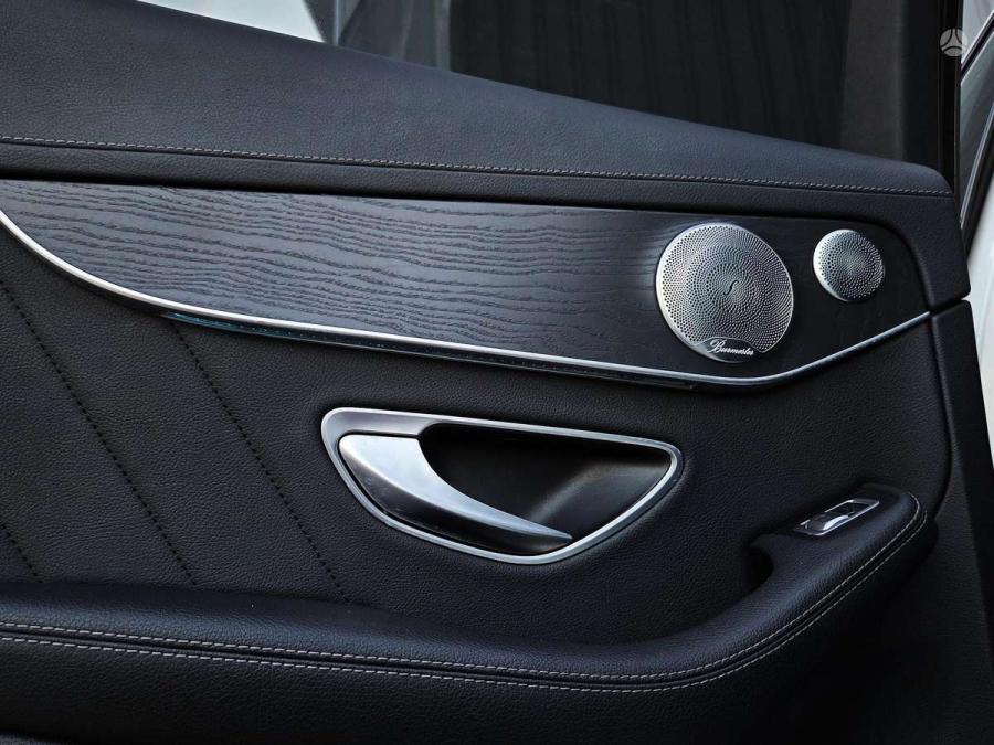 Balts Mercedes-Benz C 200 2015 Kauņa, ar dzinēja tilpumu 2.00 L un nobraukumu 260 tūkst. km par 14500 €, foto 13 vietnē AUTOMOTO.COM.LV