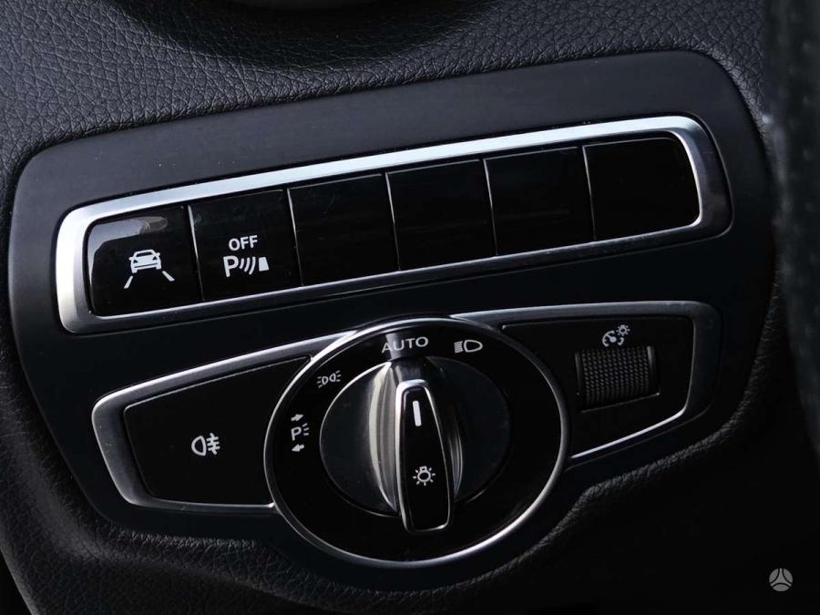 Balts Mercedes-Benz C 200 2015 Kauņa, ar dzinēja tilpumu 2.00 L un nobraukumu 260 tūkst. km par 14500 €, foto 16 vietnē AUTOMOTO.COM.LV