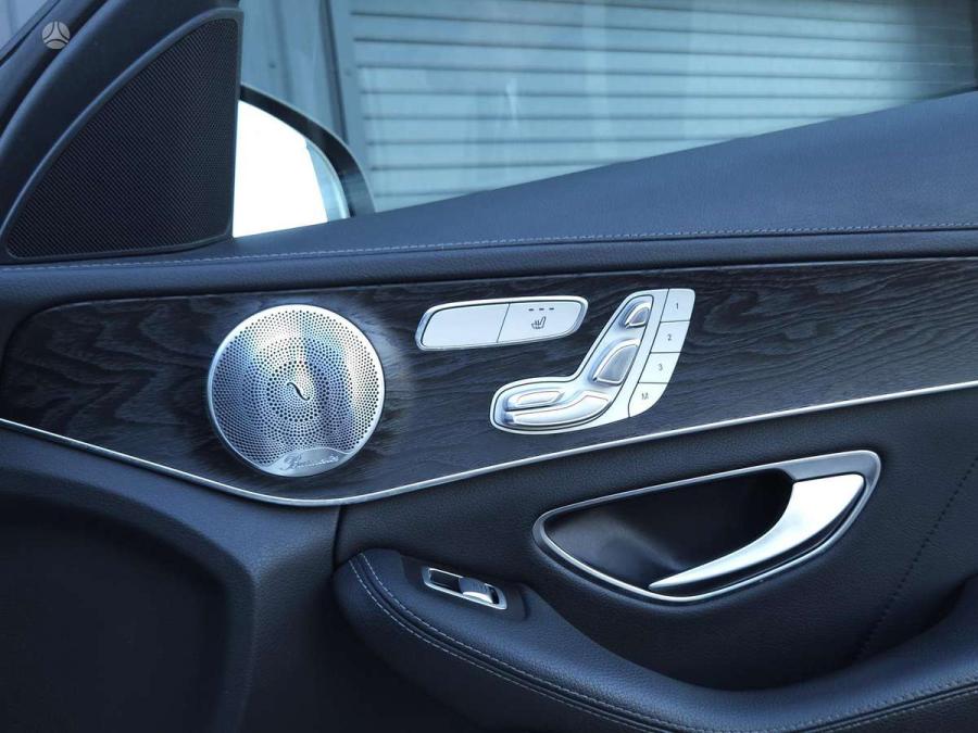 Balts Mercedes-Benz C 200 2015 Kauņa, ar dzinēja tilpumu 2.00 L un nobraukumu 260 tūkst. km par 14500 €, foto 27 vietnē AUTOMOTO.COM.LV