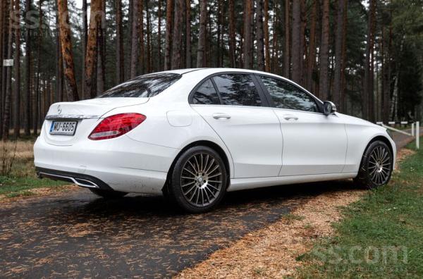 White Mercedes-Benz C 200 2016 in Riga, with an engine capacity of 1.60 L and mileage of 225 thousand km for 10500 €, photo 2 on AUTOMOTO.COM.LV