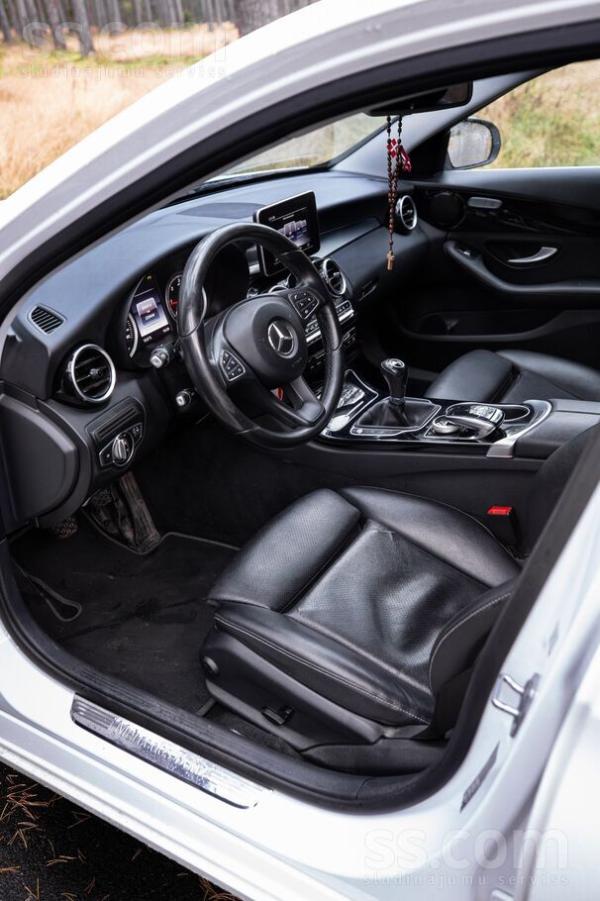 White Mercedes-Benz C 200 2016 in Riga, with an engine capacity of 1.60 L and mileage of 225 thousand km for 10500 €, photo 5 on AUTOMOTO.COM.LV