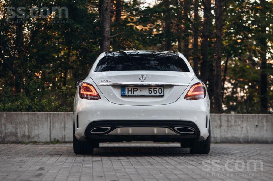 Balts Mercedes-Benz C 200 2019 Rīga, ar dzinēja tilpumu 1.60 L un nobraukumu 115 tūkst. km par 25900 €, foto 3 vietnē AUTOMOTO.COM.LV