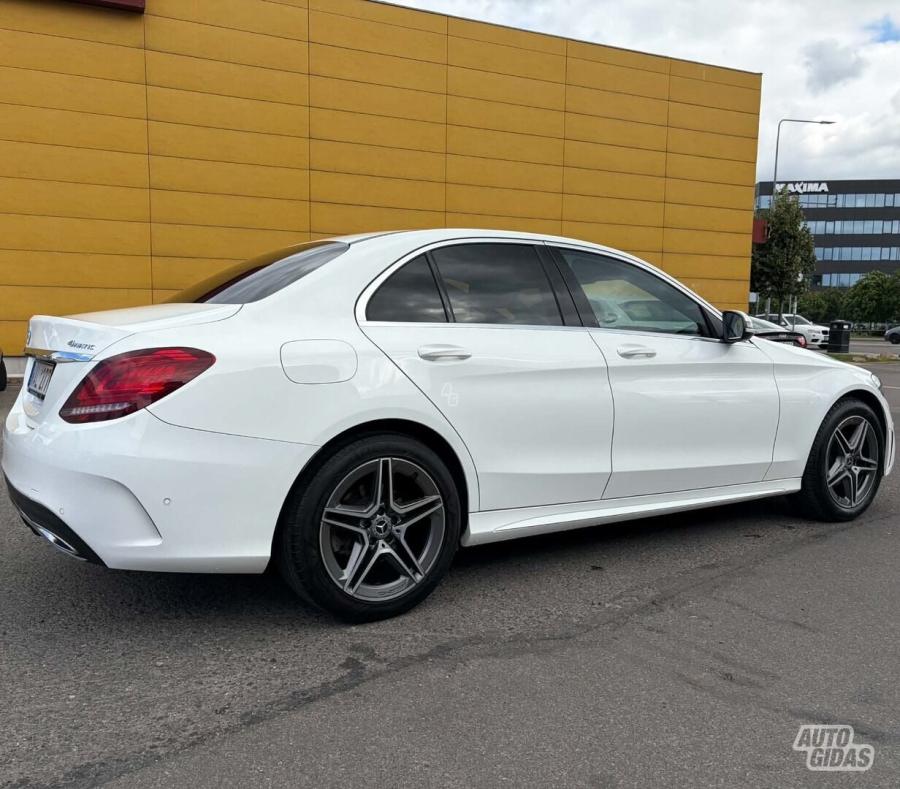 White Mercedes-Benz C 200 2021 in Kaunas, with an engine capacity of 1.50 L and mileage of 184 thousand km for 25990 €, photo 6 on AUTOMOTO.COM.LV